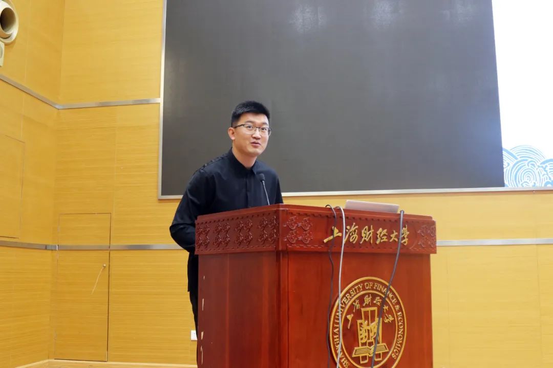 把握青春当下·着眼美好未来 | 金融学院召开2024届本科毕业班年级大会