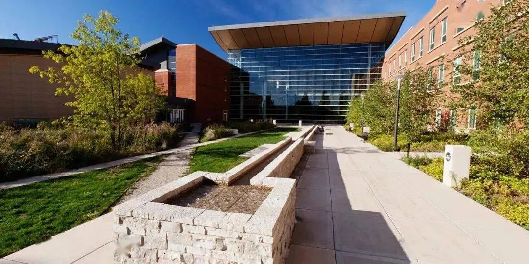 生生不息 | 2024美国伊利诺伊大学吉斯商学院中外合作项目宣讲会